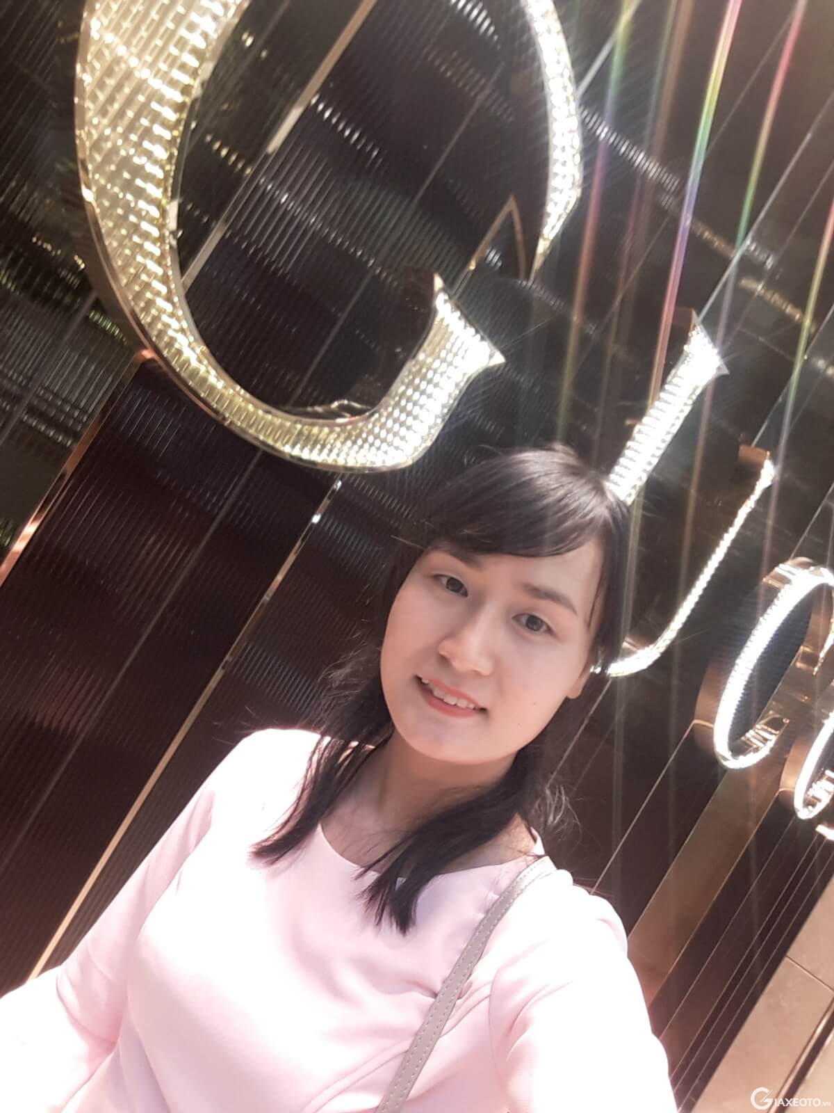 Minh Huệ: CFO kiêm Author và Reviewer