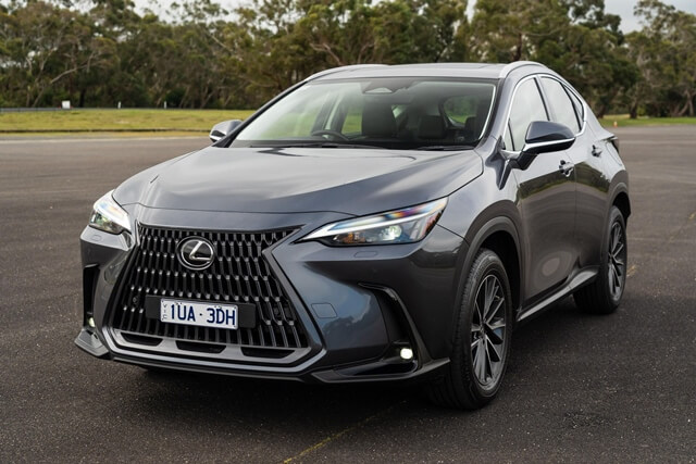 Chi tiết Lexus NX250 2025 kèm giá bán (10/2025)