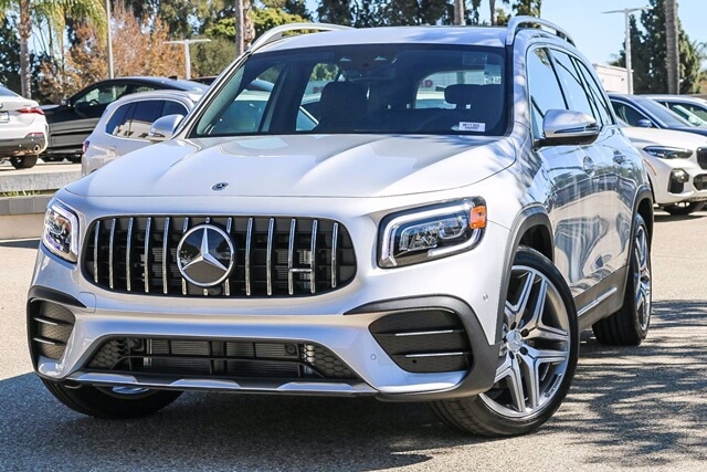 Chi tiết Mercedes AMG GLB35 4Matic 2023 kèm giá bán (11/2025)
