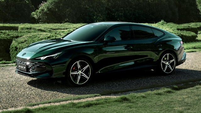 MG7 2025: đánh giá xe, thông số kỹ thuật, giá bán (10/2025)