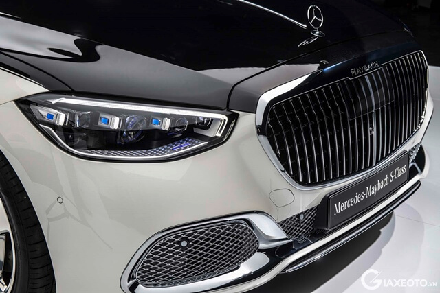 Mercedes Maybach S680 2021: video, hình ảnh, giá bán (03/2021)